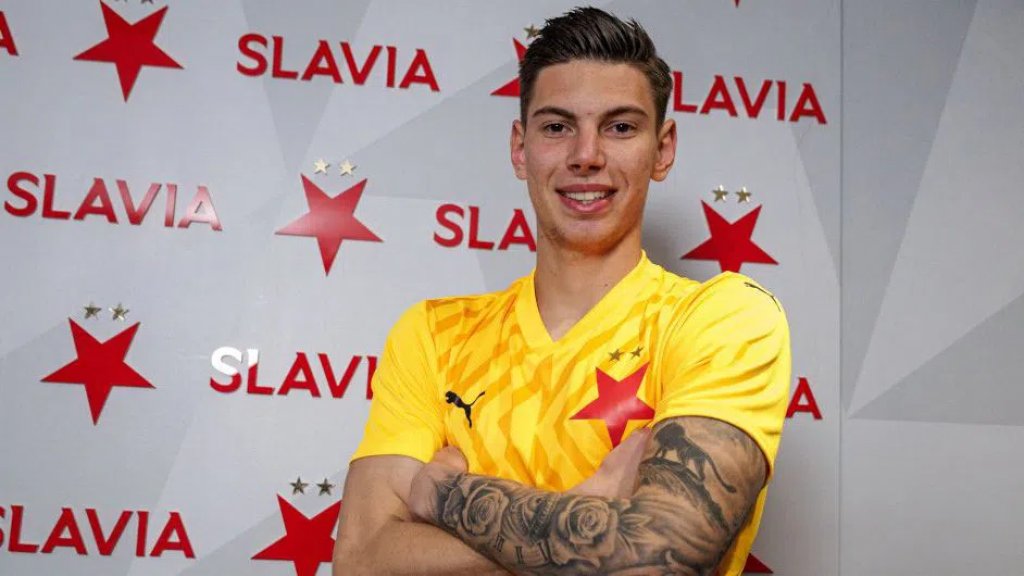 Славия Прага представи български национал - Webcafe.bg