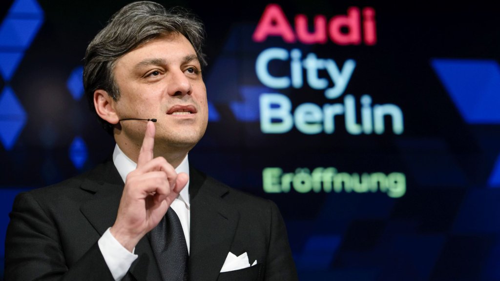 Той е бизнес интелектът на Renault, но е нает да спасява Gucci и Balenciaga от фалит - Webcafe.bg