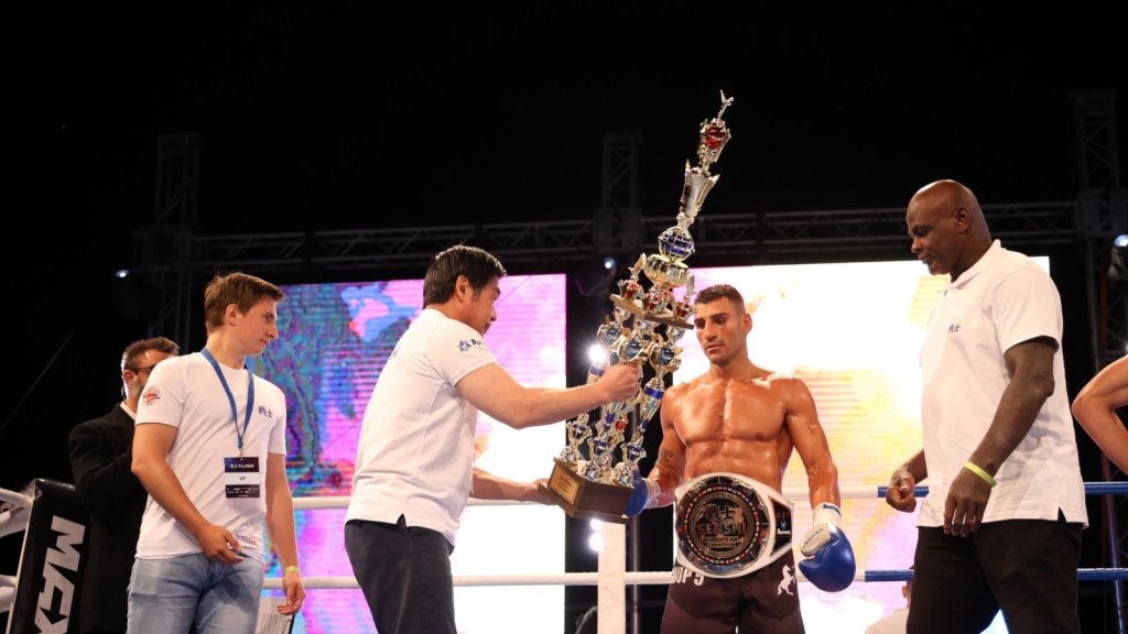 Българи спечелиха и трите европейски титли на SENSHI - Webcafe.bg