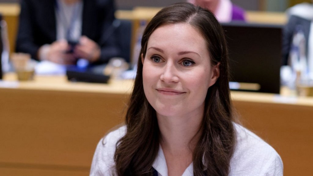 Оправдаха финландския премиер Санна Марин за купона - Webcafe.bg