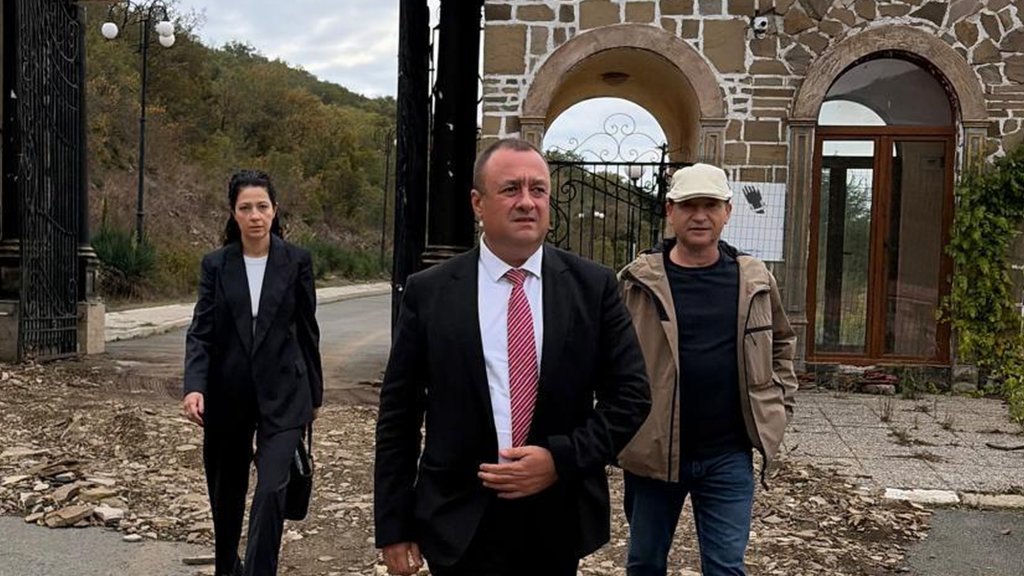 Има акт за незаконно строителство в "Елените", следваща стъпка - събаряне - Webcafe.bg