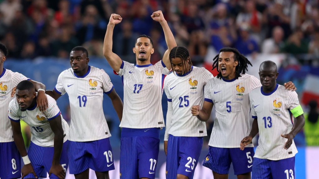 Матеус прогнозира кой ще спечели първия полуфинал - Webcafe.bg