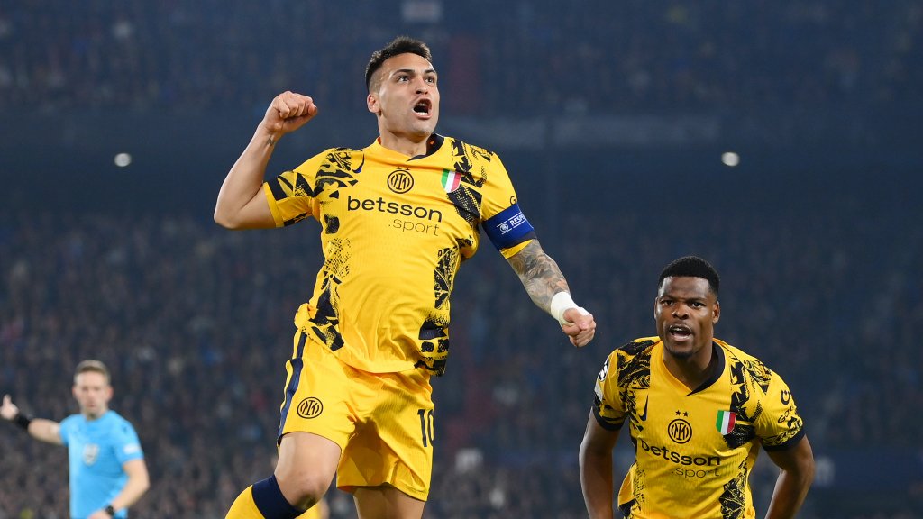 Интер е с единия крак на четвъртфинал - Webcafe.bg