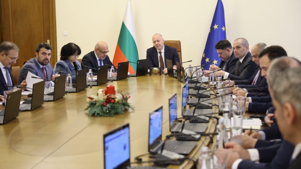 Правителството одобри новия проектобюджет за 2026 г. - Webcafe.bg