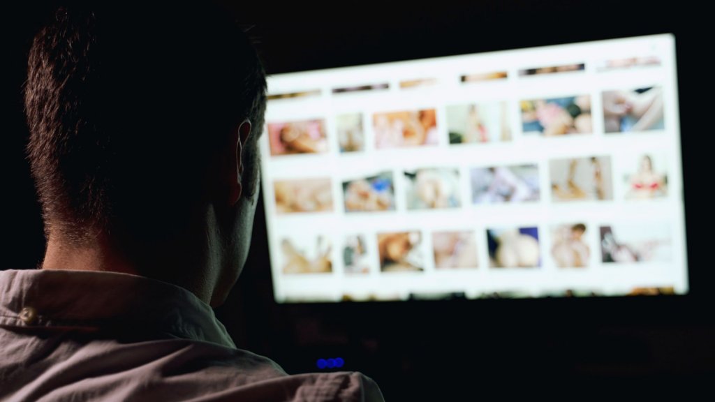 Twitter иска да изкарва пари като OnlyFans, но проблем са чуждите голи снимки - Webcafe.bg