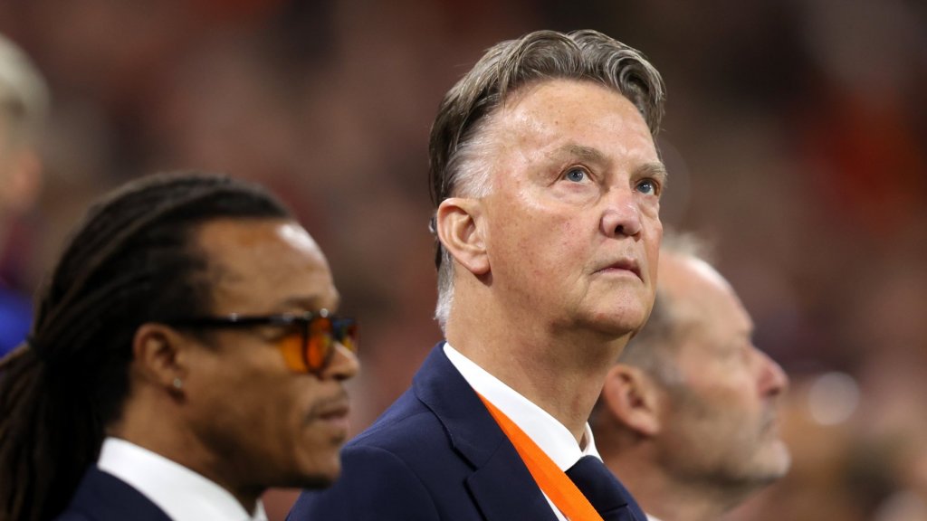 Ван Гаал спечели битката с рака - Webcafe.bg