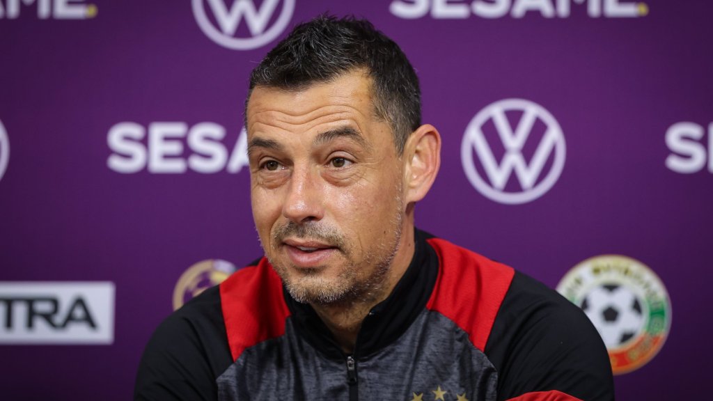 Томаш е готов на всичко за победа във финала, ще паркира 8 автобуса - Webcafe.bg