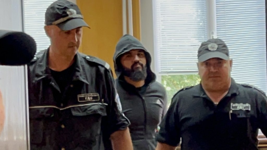 Прокуратурата внесе 31 страници обвинителен акт за нападението над Дебора - Webcafe.bg