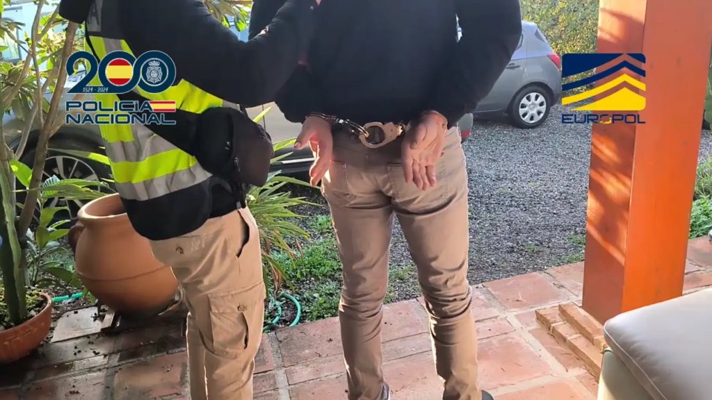 Разбиха перачница на пари на руската мафия, прекарала над 1 трилион евро - Webcafe.bg