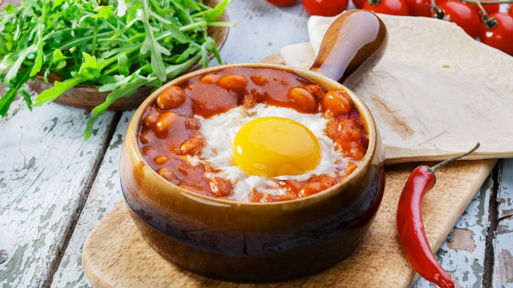 4 уютни рецепти с боб за вкусна есен - Webcafe.bg