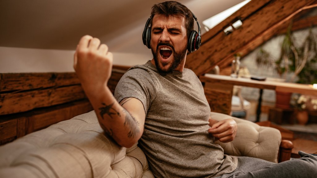 Spotify татус - когато кожата ти пее любимото парче - Webcafe.bg