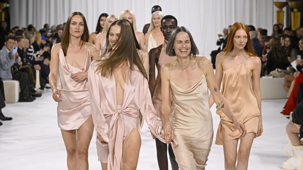 Модата на лято 2025: Най-актуалните тенденции, които ще превземат сезона - Webcafe.bg