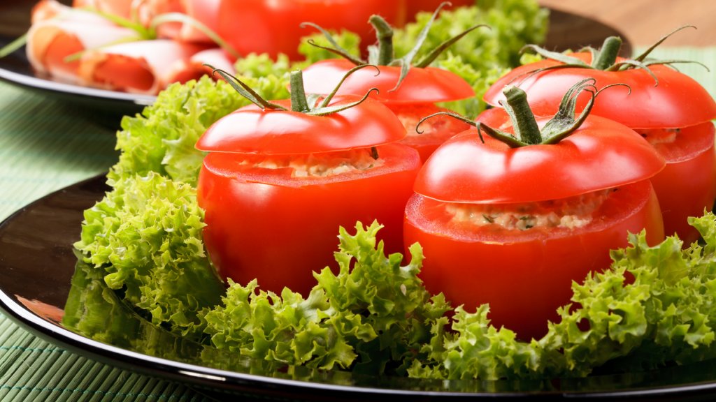 8 рецепти, в които сочните домати са главният герой - Webcafe.bg