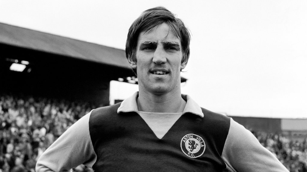 Проклятието да вкараш 4 гола и мачът да завърши 2:2. И то като защитник ...