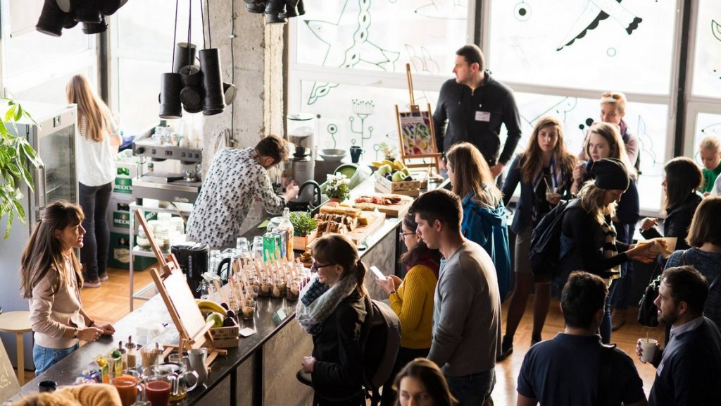 ЕАСА Bulgaria и Адриана Гюзелева гостуват на Creative Mornings и "Храна за размисъл" - Webcafe.bg