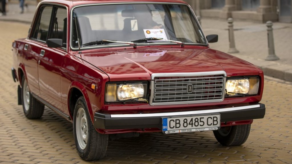 От КАТ предупреждават, че регистрационните номера със CB свършват ...