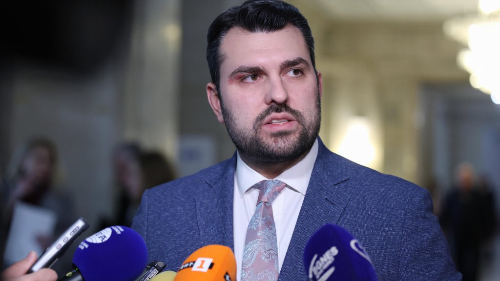 Външните министри на България и Украйна обсъдиха усилията за слагане на край на войната - Webcafe.bg