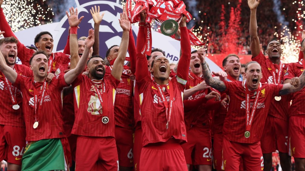 Ливърпул чакаше 35 години, за да изживее мечтания ден на "Анфийлд" - Webcafe.bg